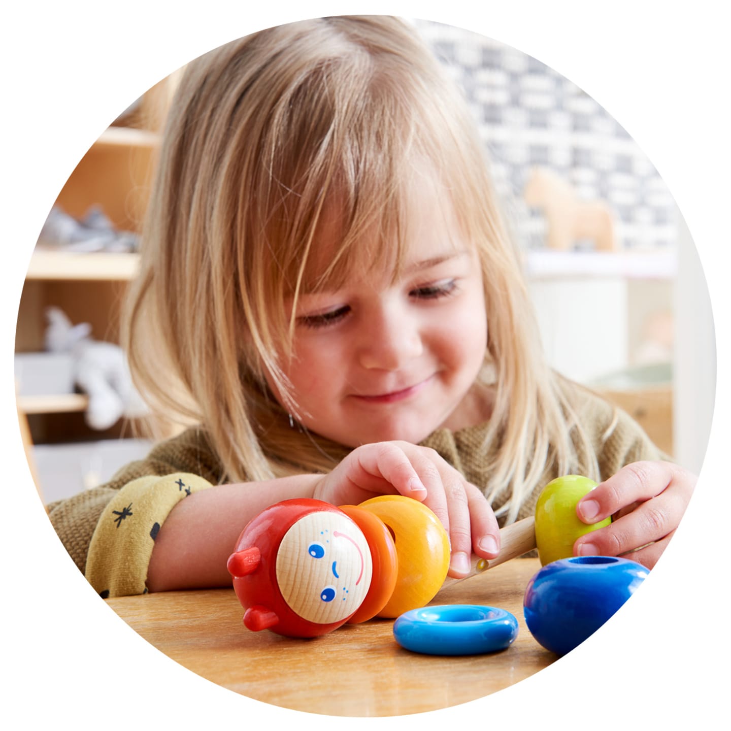 Fädelspiele von HABA: Mit Fingerspitzengefühl die Feinmotorik fördern ...